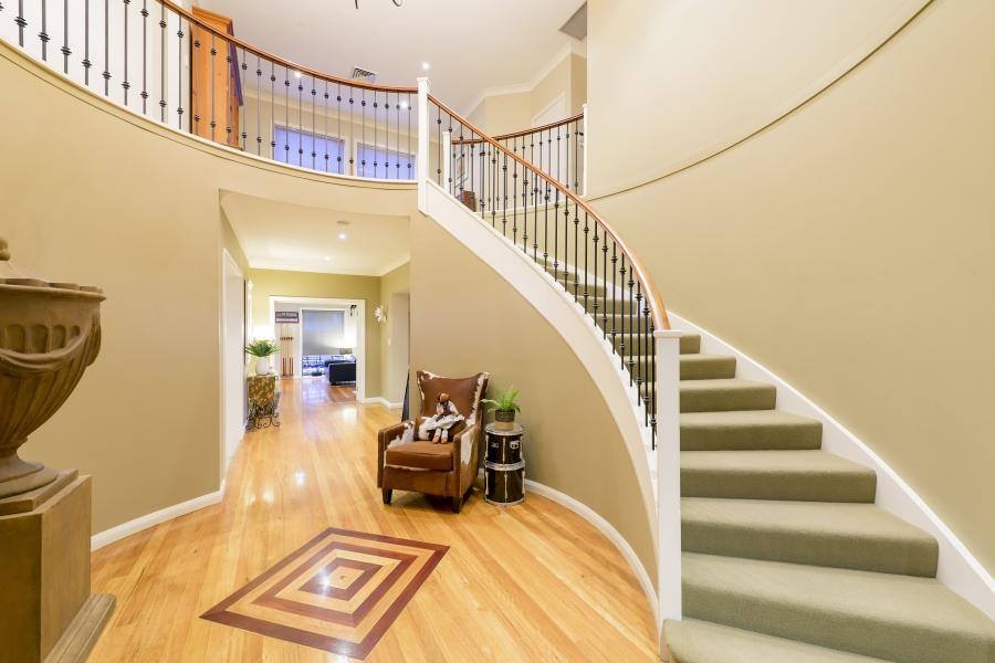 Steve Cartes Dynasty Staircases - Gallery